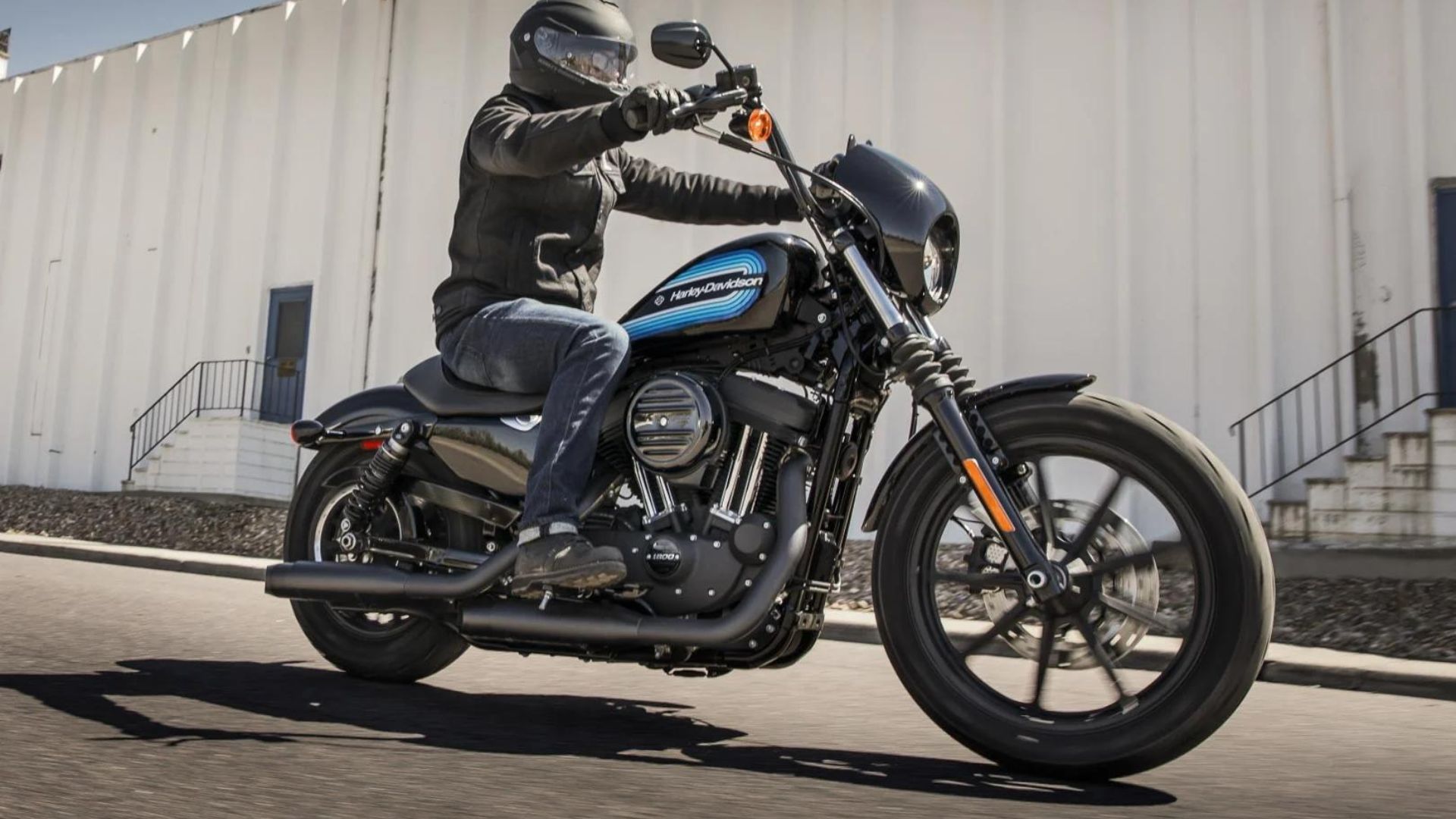 The Evolution of Motorcycles: From Classic to Modern Models